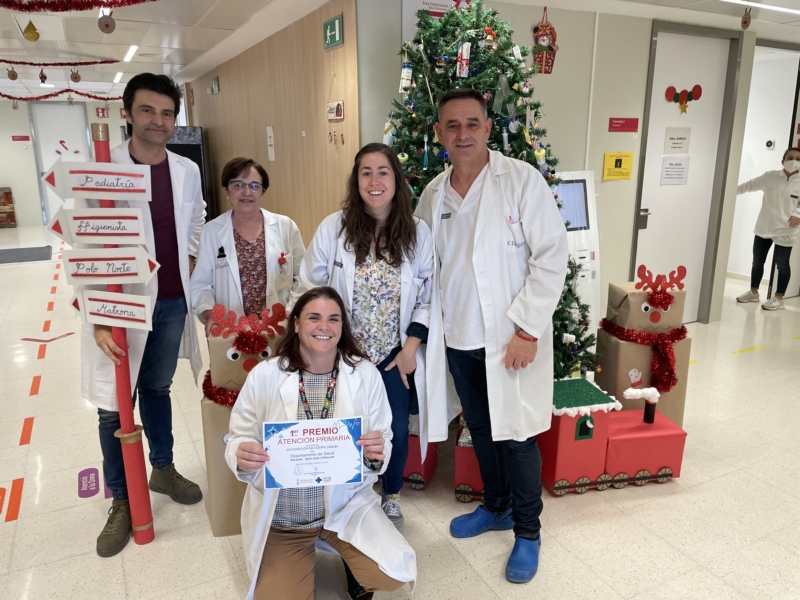 La planta de Pediatría del Hospital de Sant Joan gana el concurso de decoración navideña ...